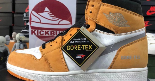 AIR JORDAN 1 HIGH ELEMENT GORE-TEX 'LIGHT CURRY' 2022 DB2889-700 ...