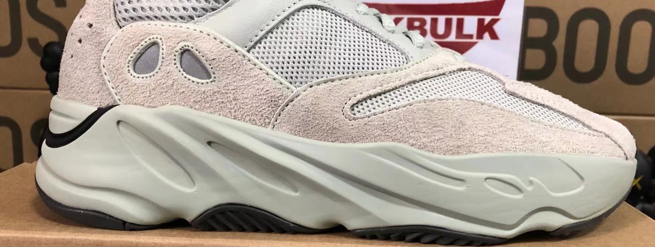 Adidas Yeezy Boost 700 Salt EG7487 Kickbulk Sneaker Camera photos