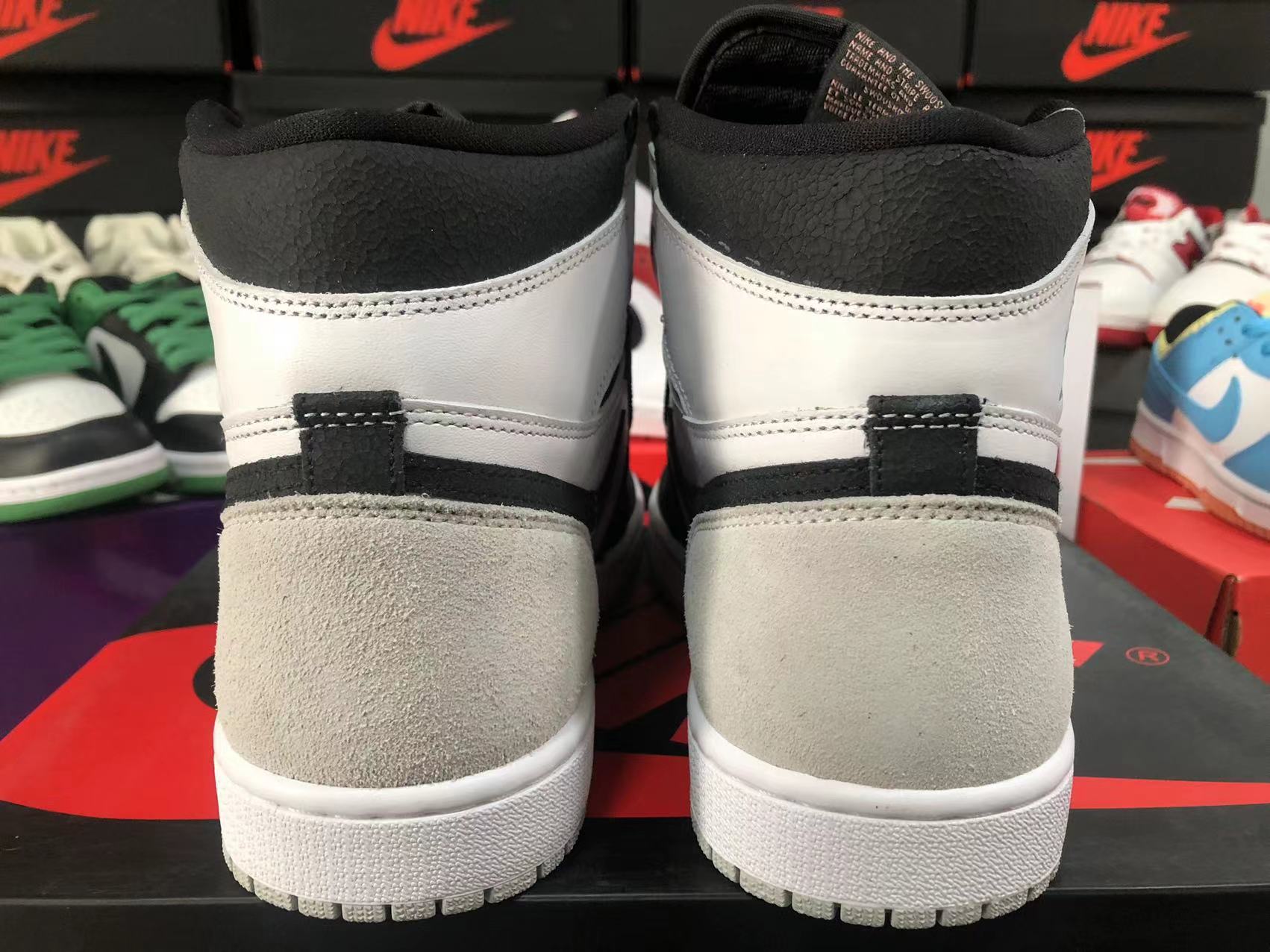AIR JORDAN 1 RETRO HIGH OG 'STAGE HAZE' 2022 555088-108 Kickbulk Sneaker Camera photos