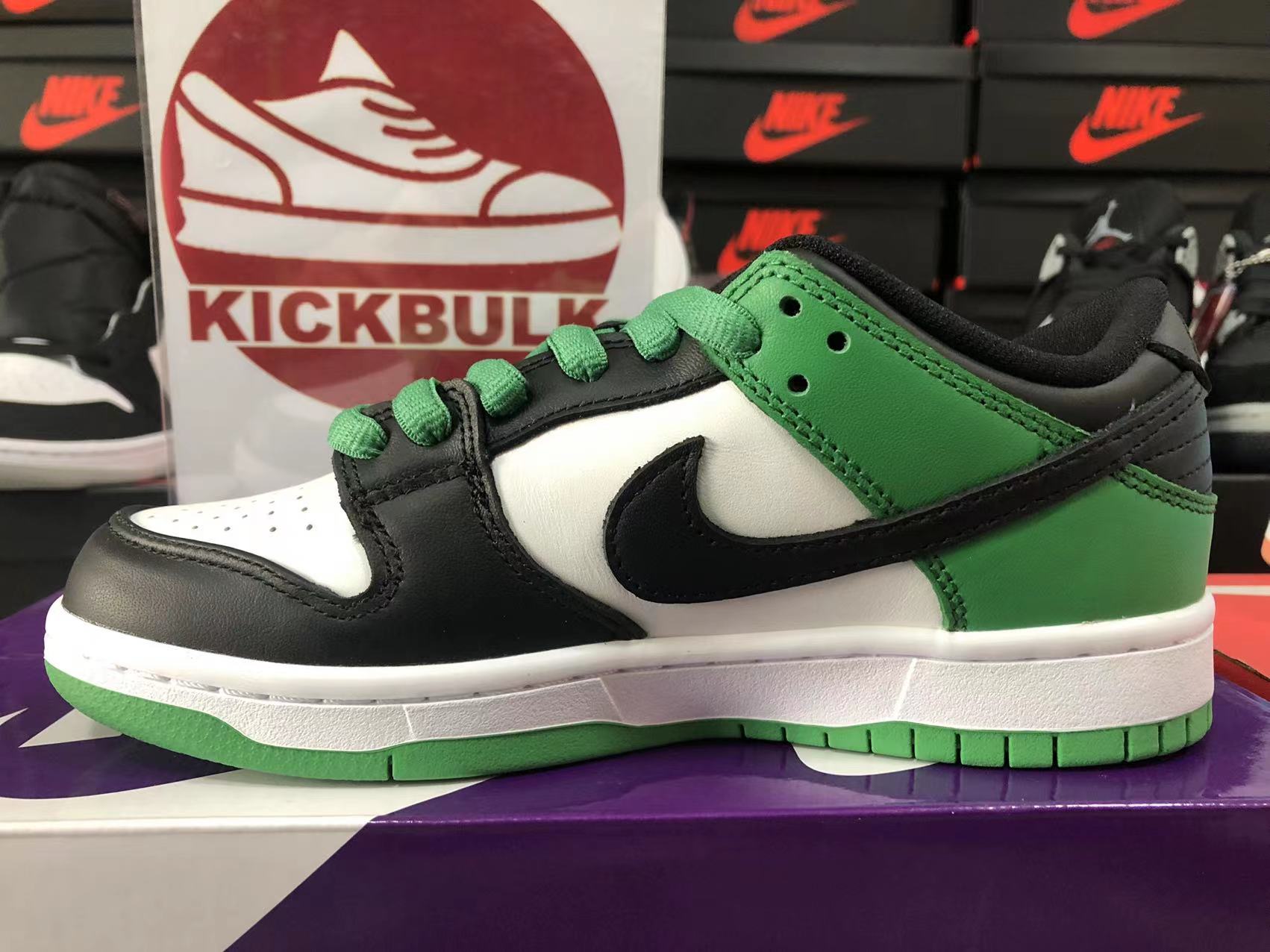 Nike SB Dunk Low 'Classic Green' BQ6817-302 Kickbulk Sneaker Camera photos
