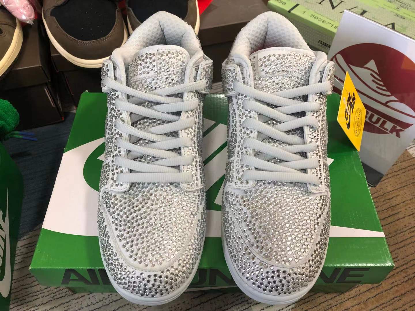 CACTUS PLANT FLEA MARKET X SWAROVSKI X DUNK LOW 'PURE PLATINUM' CZ2670 ...