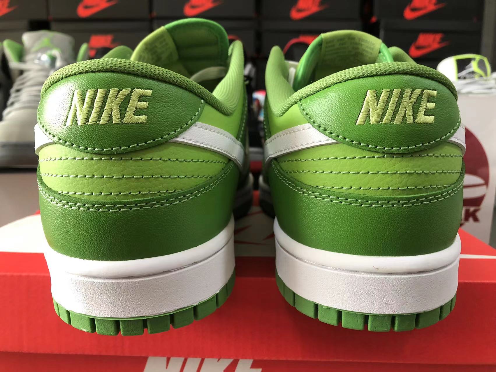 NIKE DUNK LOW RETRO 'CHLOROPHYLL' 2022 DJ6188-300 Kickbulk Sneaker ...