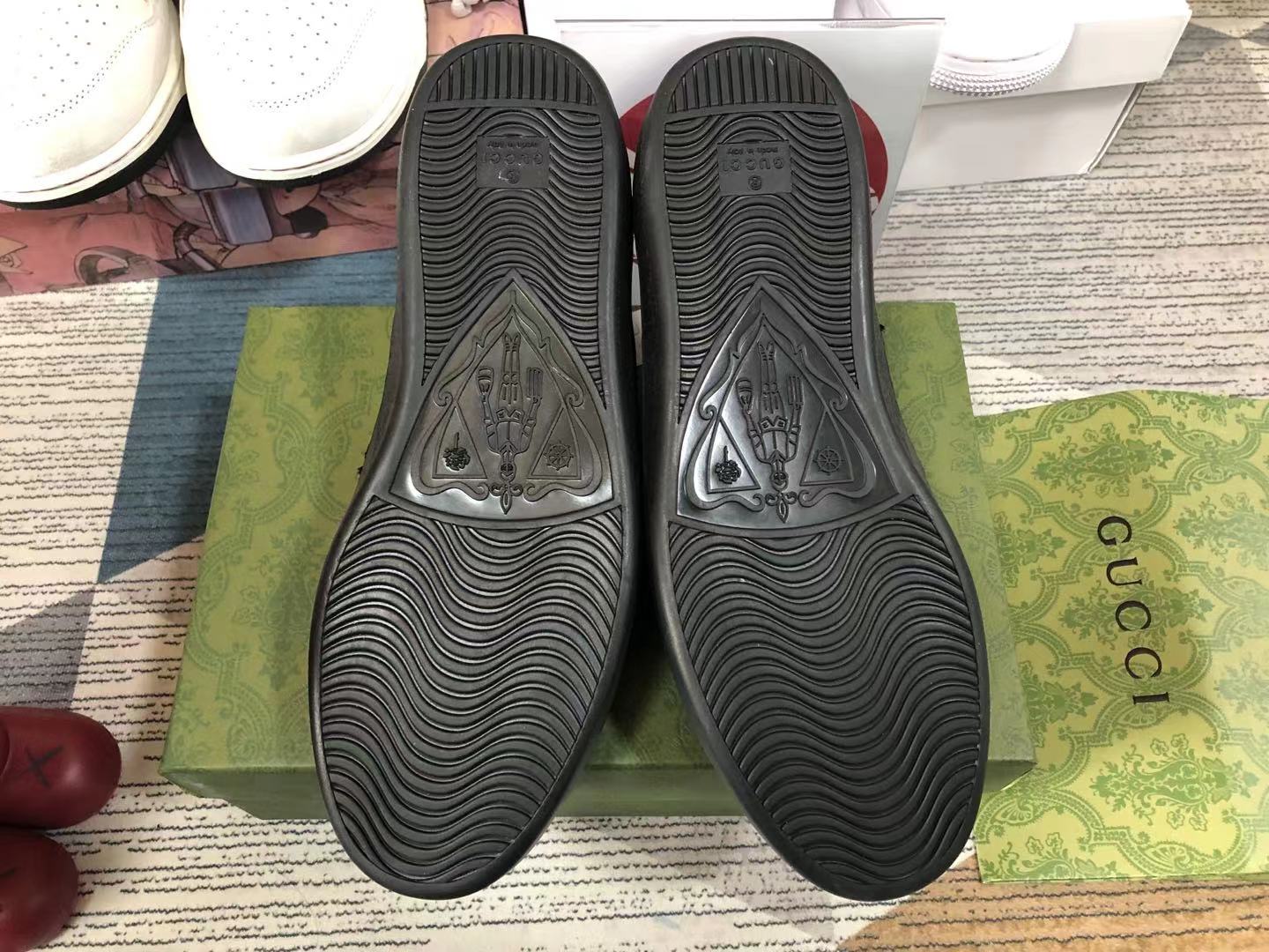 Custom Made GUCCI low-top Black shoes Kickbulk Sneaker Camera photos